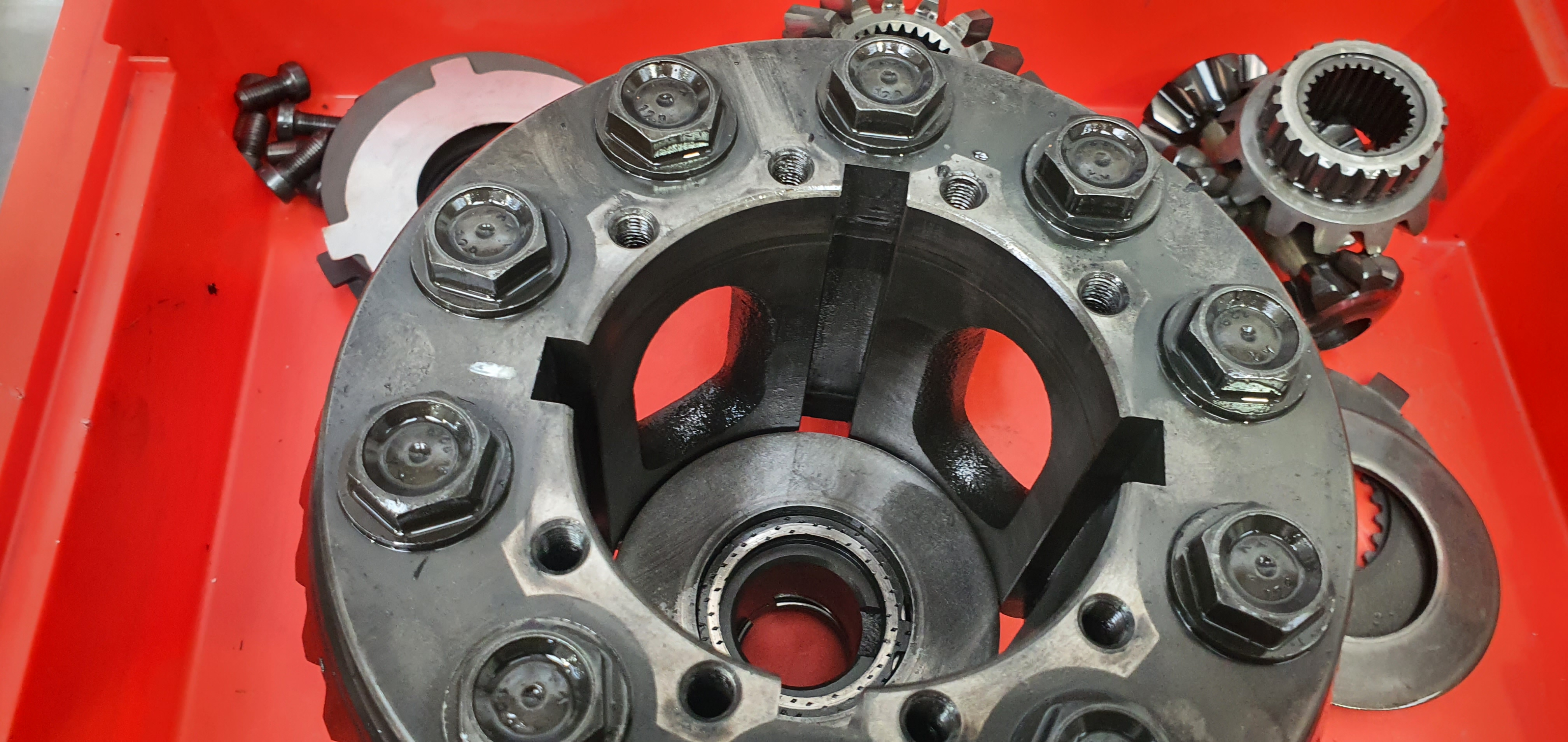 BMW REAR DIFF – Sora Solutions